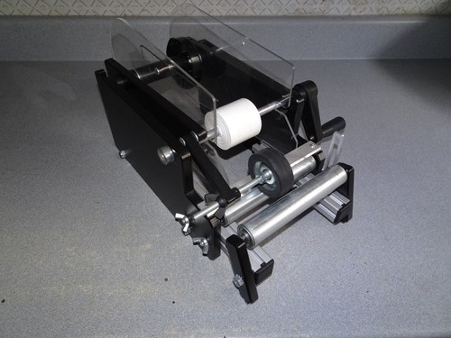 Label Applicator Machine For Round & Small Bottles, Containers & Cans ...