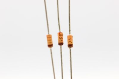 ZPD24 ITT DIODE NOS( New Old Stock ) 1PC. C372U10F020614 | eBay