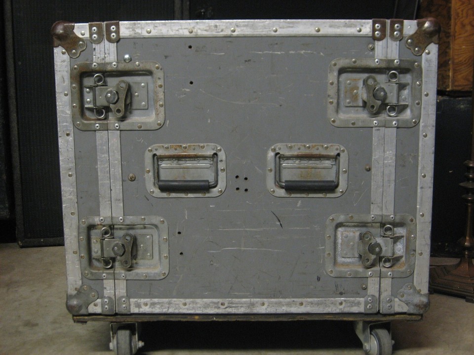 Stereo Power Amp Rack. QSC 3-WAY. MX1500 MX1500 MX2000 EX800 5800 Watt ...