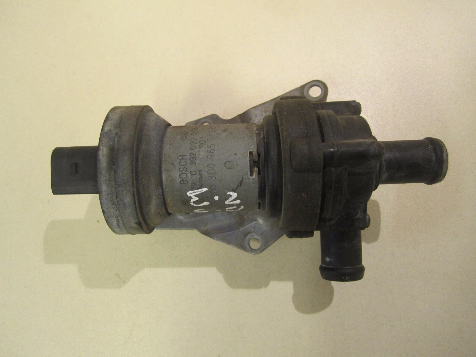 3D0965561D VW Passat B5 2.3 Circulation pump 3D0 965 561 D | eBay