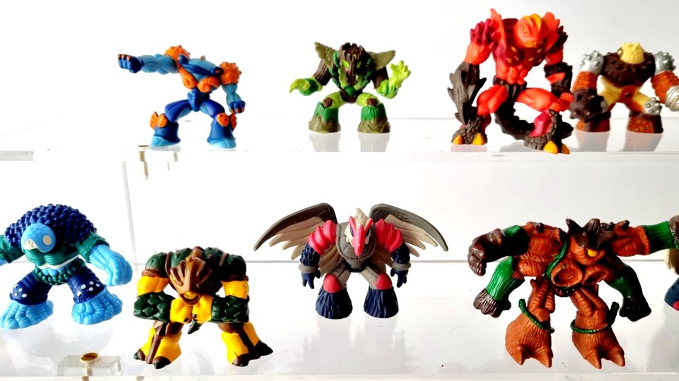 Gormiti figures lot of 18 serie gold vintage retro toys collectibles ...