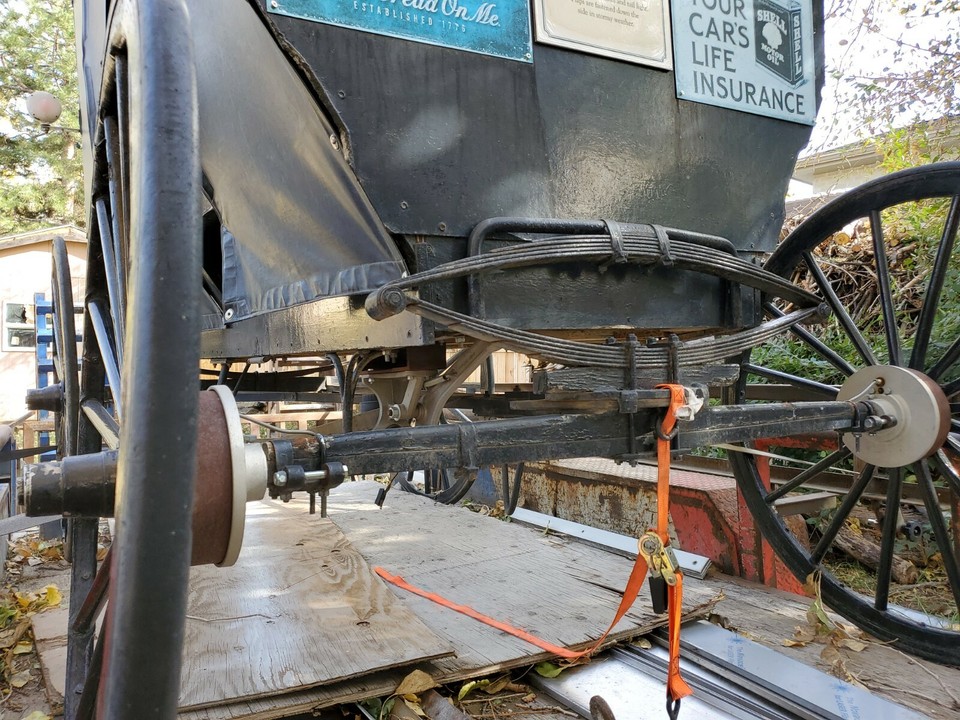 Authentic Amish Carriage / Buggy Black, Foot Brake Amish Horse Drawn ...