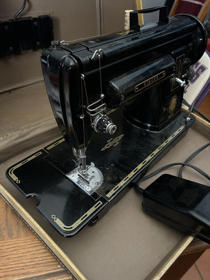 Vintage 1950's Singer 301A Black Sewing Machine Tested = Working With ...