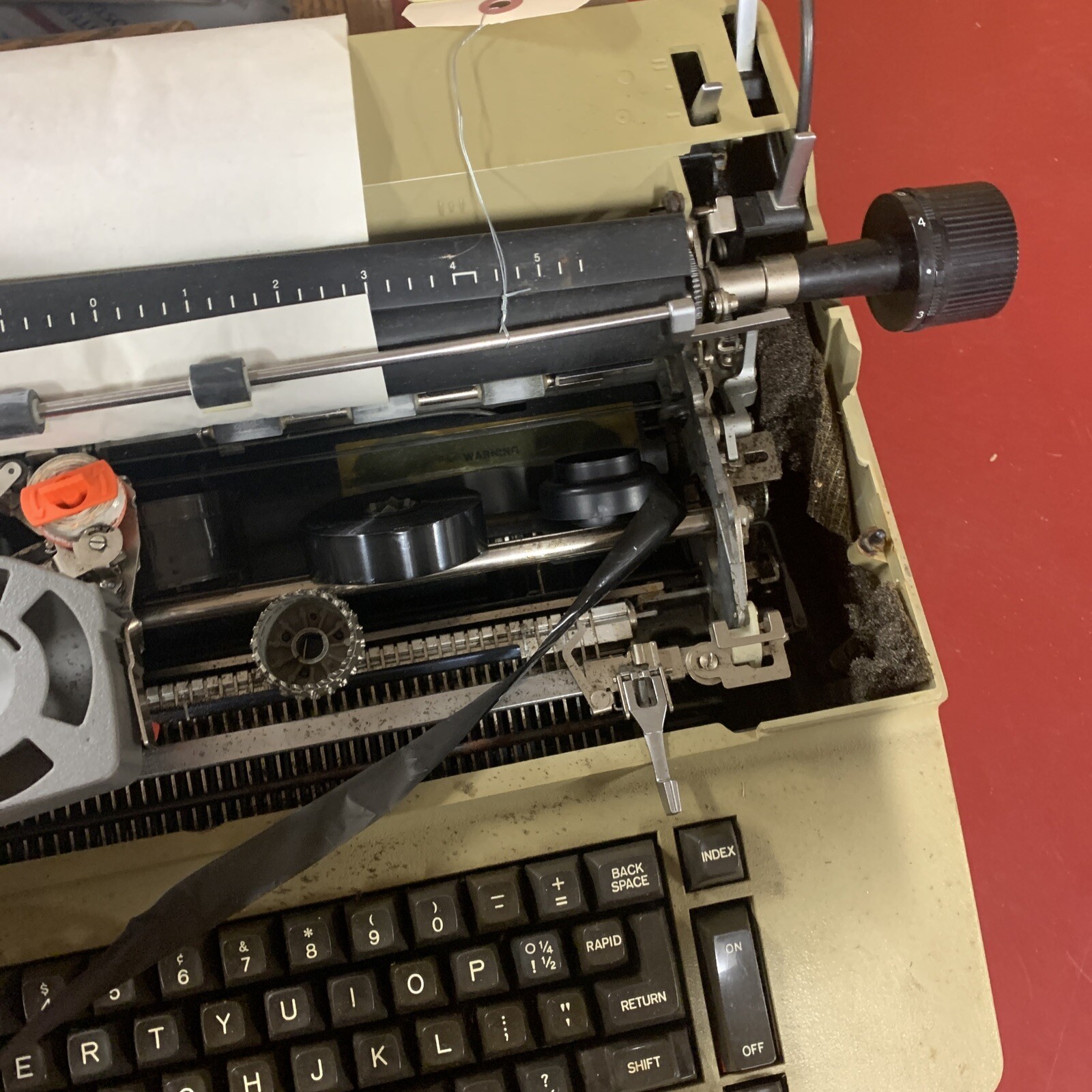 Vintage Sperry Remington SR101 Electric Typewriter - vtg - For Parts Or ...
