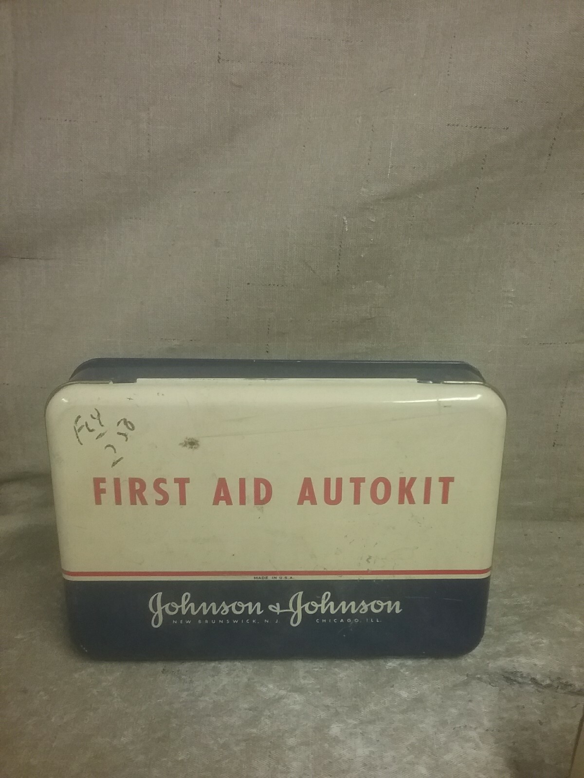 Vintage 1942 Johnson & Johnson First Aid Autokit With Partial Supplies ...