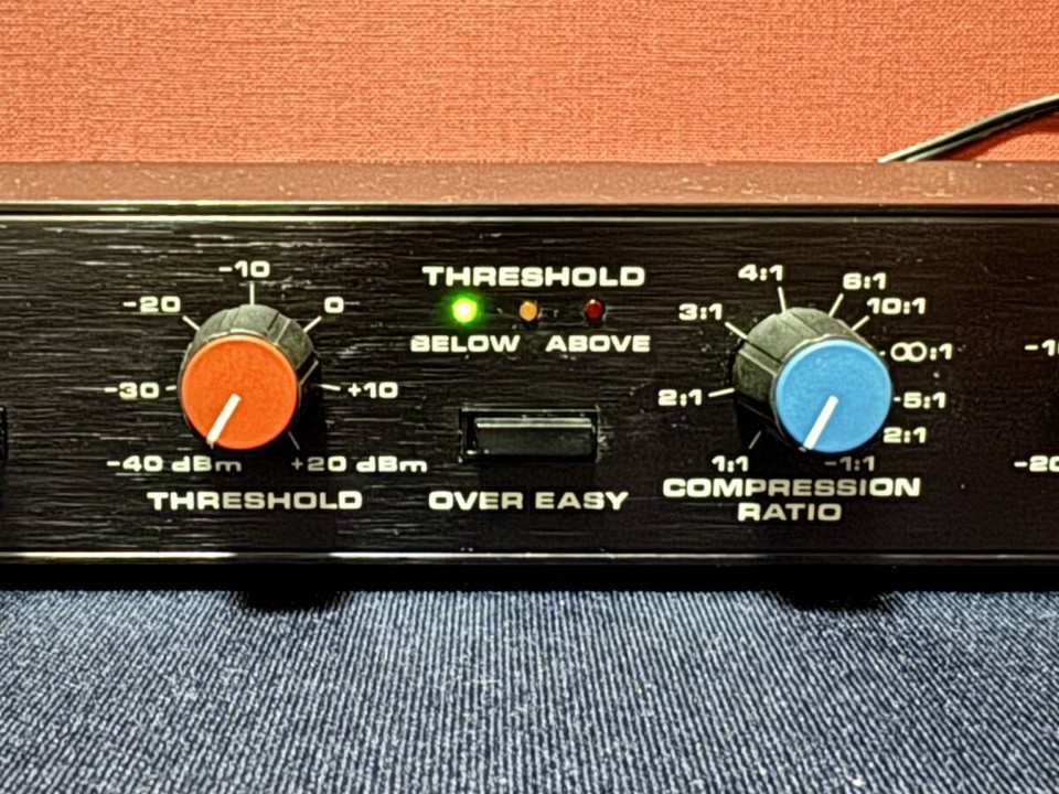 dbx 160X Professional Compressor Limiter Signal Processor Operation ...