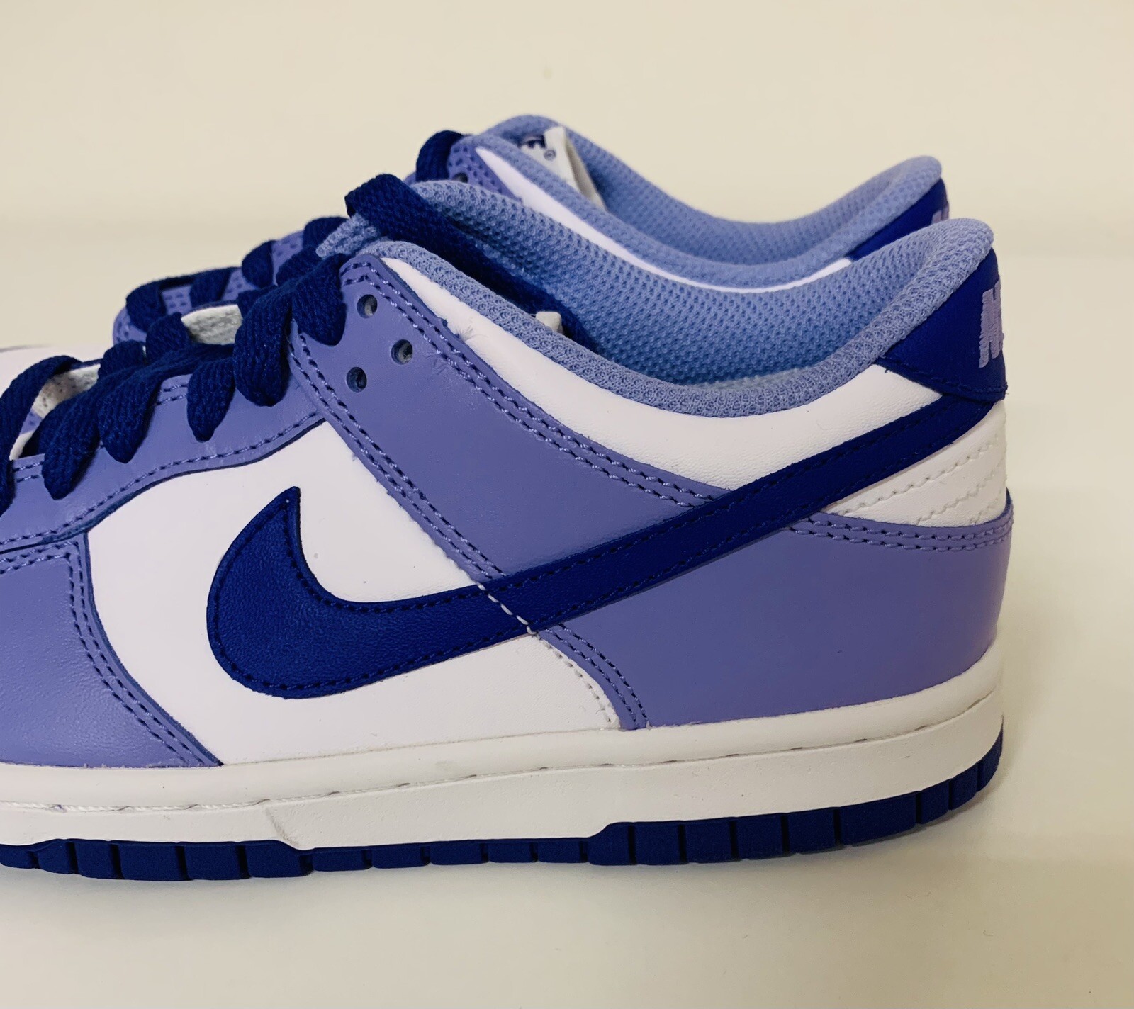 Nike Dunk Low GS Blueberry Youth Sz 4Y/ Womens 5.5 White Lapis Purple ...