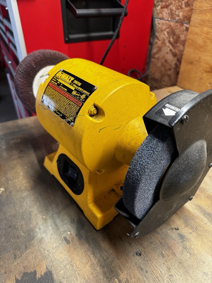 DEWALT Electric Bench Grinder DW756 Heavy Duty 6" (150mm) 3450/min RPM ...