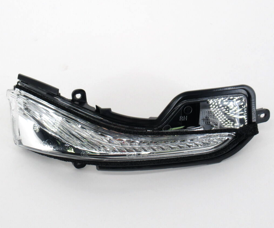 2007-2012 Genuine OEM Nissan Infiniti Passenger RH Turn Signal Lamp ...