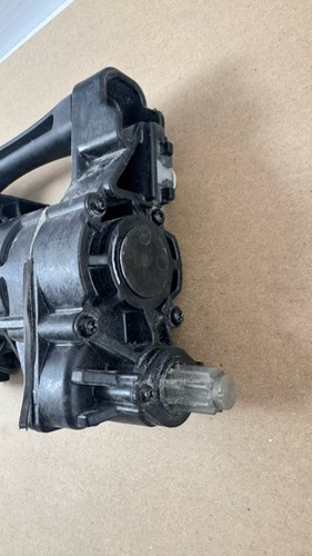 Chevy GMC Pickup Box Tailgate Power Assist Tailgate Lock Actuator Motor ...