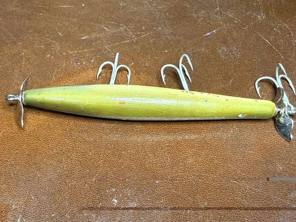 Vintage Devil’s Horse Wood Prop Lure Yellow Red Nose 4.5” Topwater | eBay