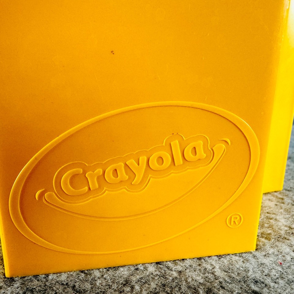 Crayola Crayon Marker Caddy Yellow 2013 Plastic Storage Organization | eBay