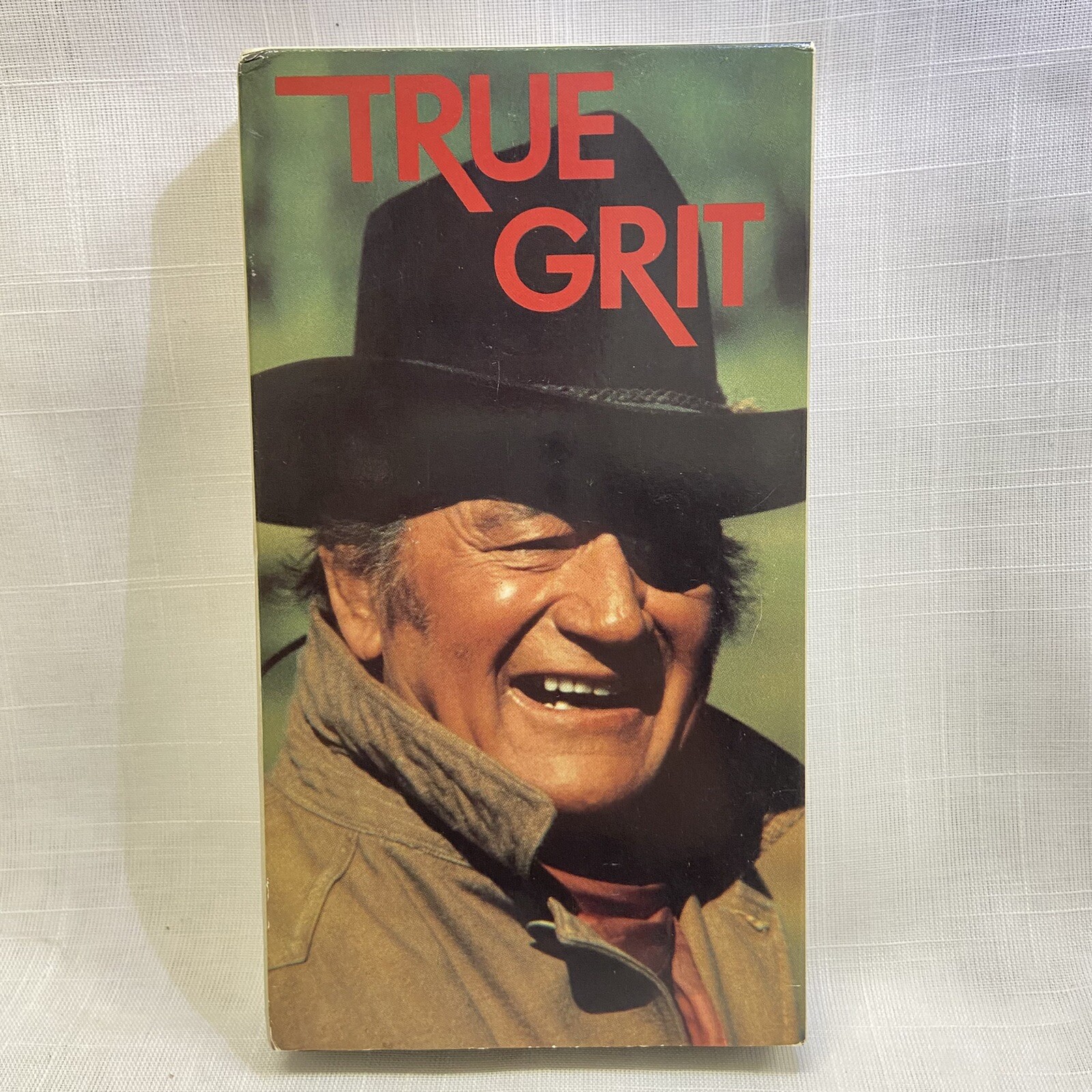 True Grit (VHS) John Wayne, Kim Darbyd 97360683332| eBay