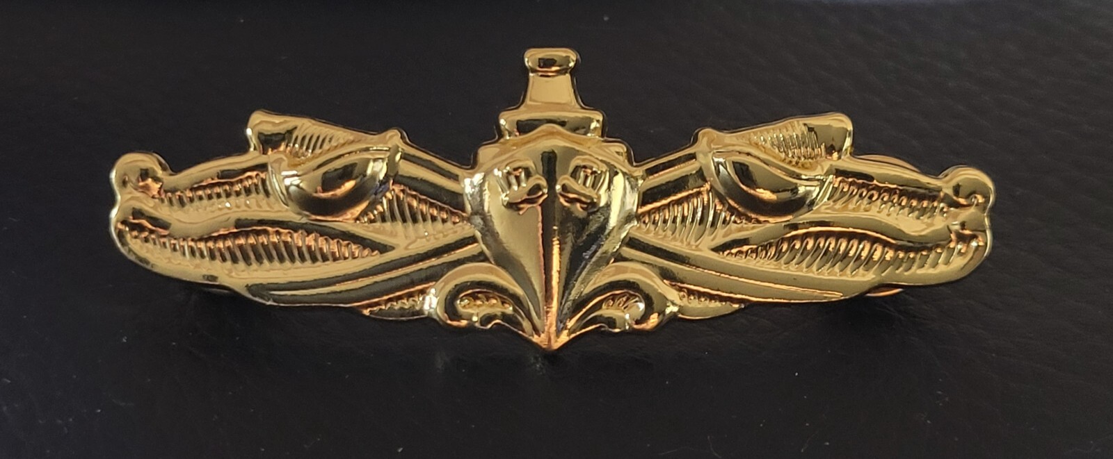 NAVAL SURFACE WARFARE Specialist ESWS REGULATION Gold BADGE PIN ...