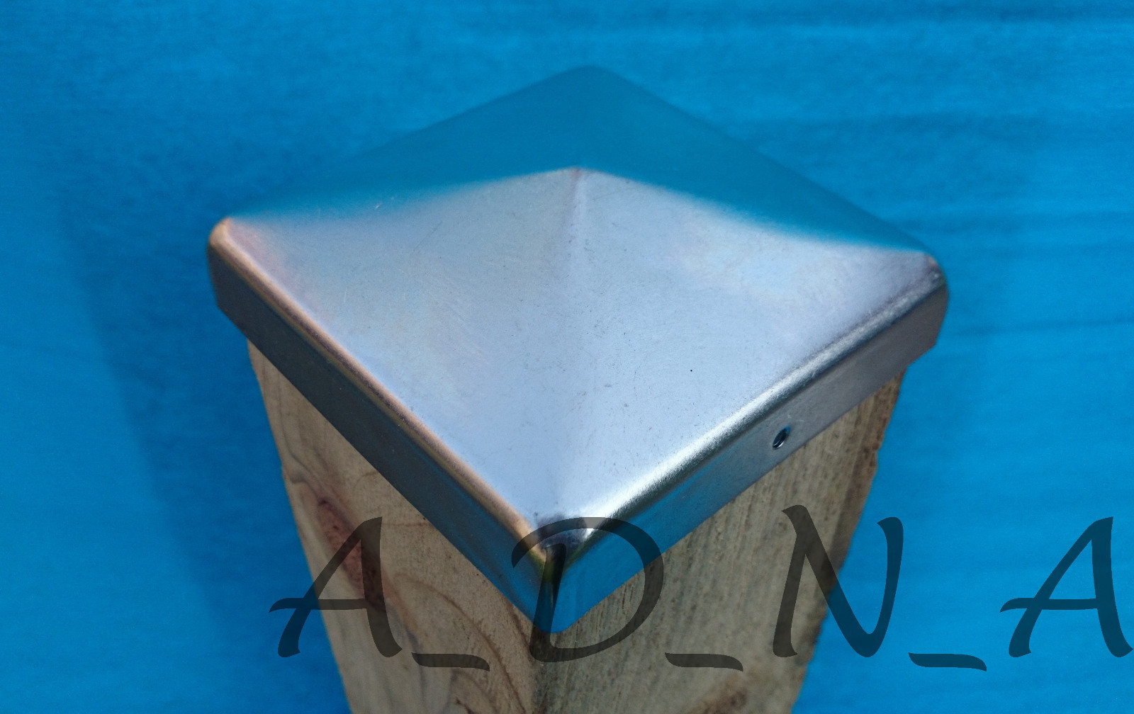 90mm x 90mm (3.5") GALVANIZED PYRAMID SQUARE METAL FENCE / GATE POST ...