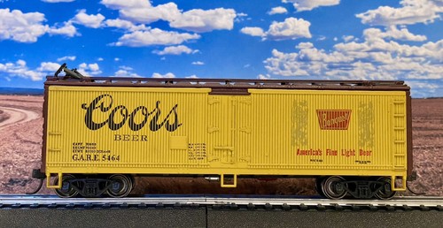 HO Athearn 5203 COORS BEER Reefer Box Car GARE 5464 Kadees Make Offer ...