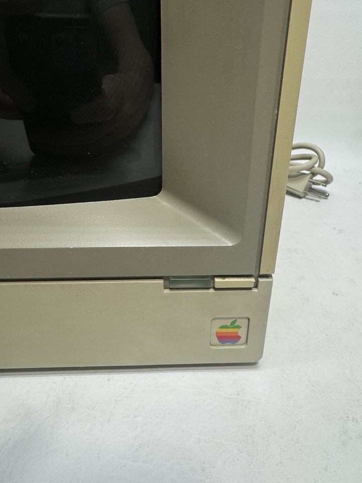 Apple 13" Vintage Color AppleColor Composite Monitor A2M2056 Great ...