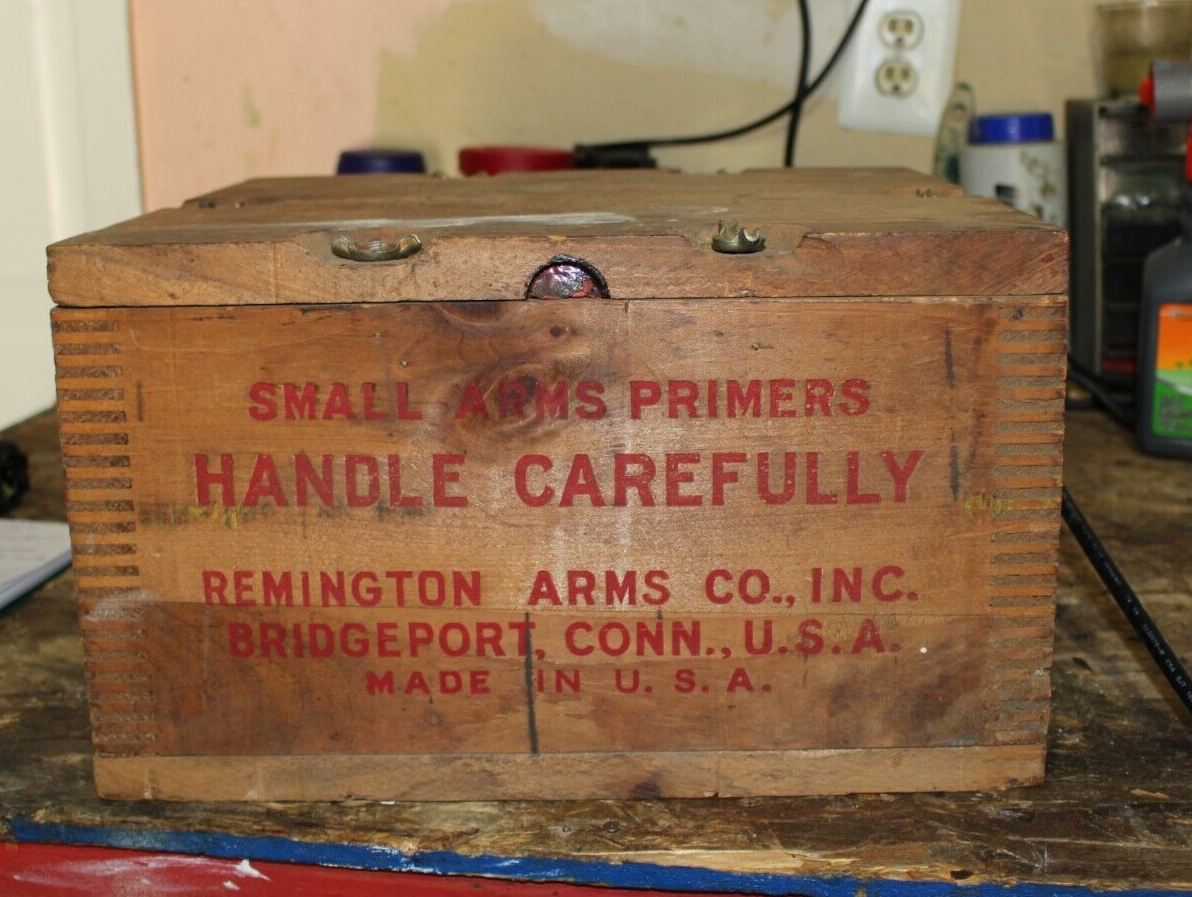 Vintage Dove Tailed Remington Small Arms Primer Ammo Box 8.25" x 12.5 ...