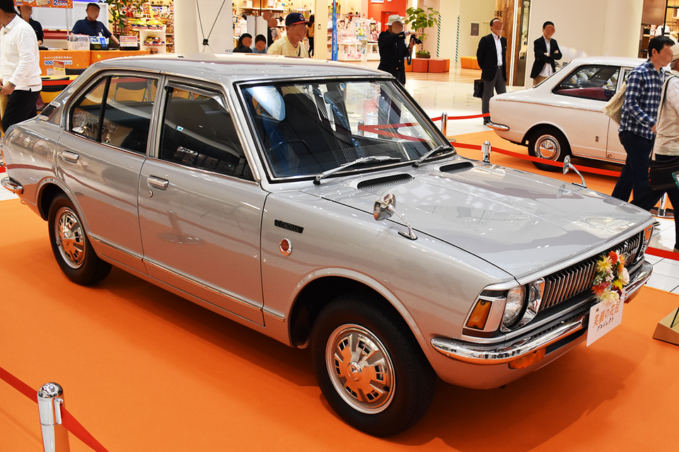 1971 1972 1973 Toyota Corolla SL Hi-Deluxe TE20 TE21 TE25 TE27 TE28 ...