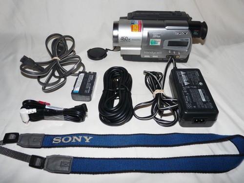 Sony CCD-TR818 HI8 8mm Video8 camera Camcorder VCR Player Video ...