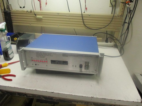 Schweitzer Engineering Laboratories: SEL-121F Réf: 121f00-4256mhgb