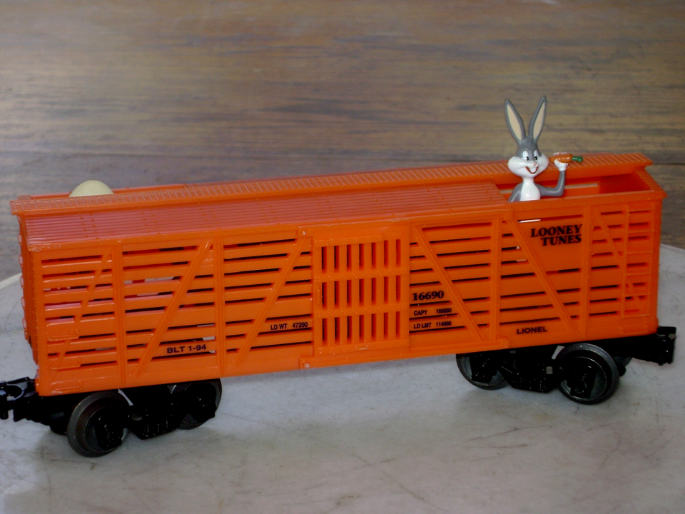 LIONEL BUGS BUNNY & YOSEMITE SAM OUT LAW CAR 6-16690 TRAIN ORANGE ...