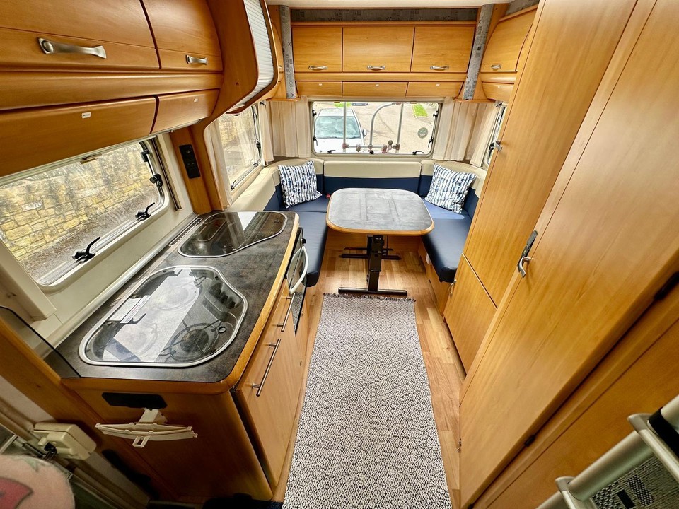 Geist Spirit 560 4 Berth Rear Lounge Motorhome For Sale | eBay UK