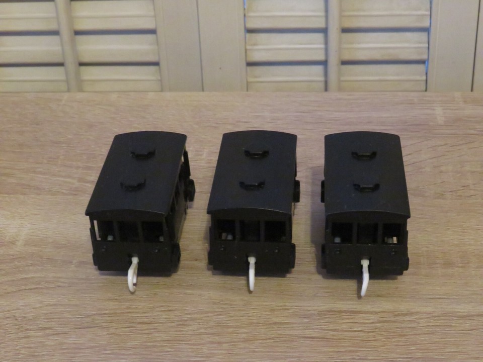Thomas & Friends Trackmaster Railway Train Lot of 3 Black CABOOSE CARS ...