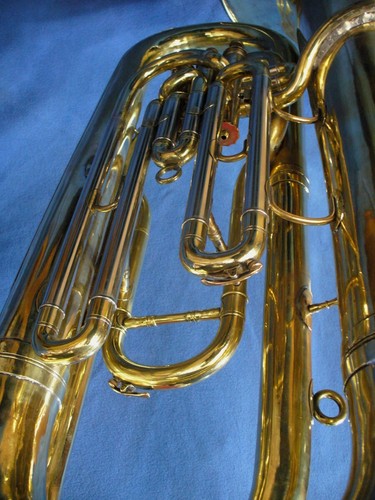 Restored 1977 Besson 3 Valve Compensating BBb Tuba in nice condition ...