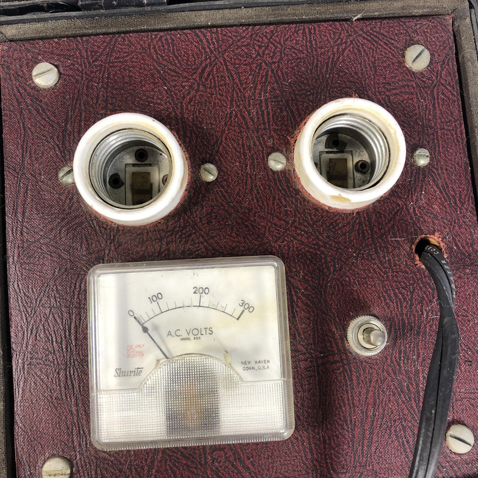 Vintage Shurite AC Volts Model 850 Portable Test Box Dual Lamp Sockets ...