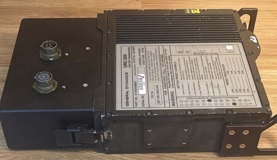 Motorola URC-200 VHF/UHF Transceiver Nice working Radio | eBay