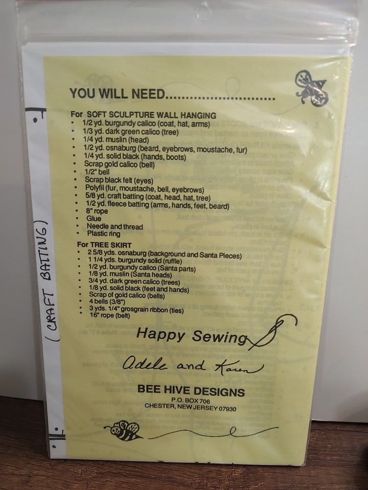 Bee Hive Designs Sewing Pattern Santa Father Christmas Wall-Hanging ...