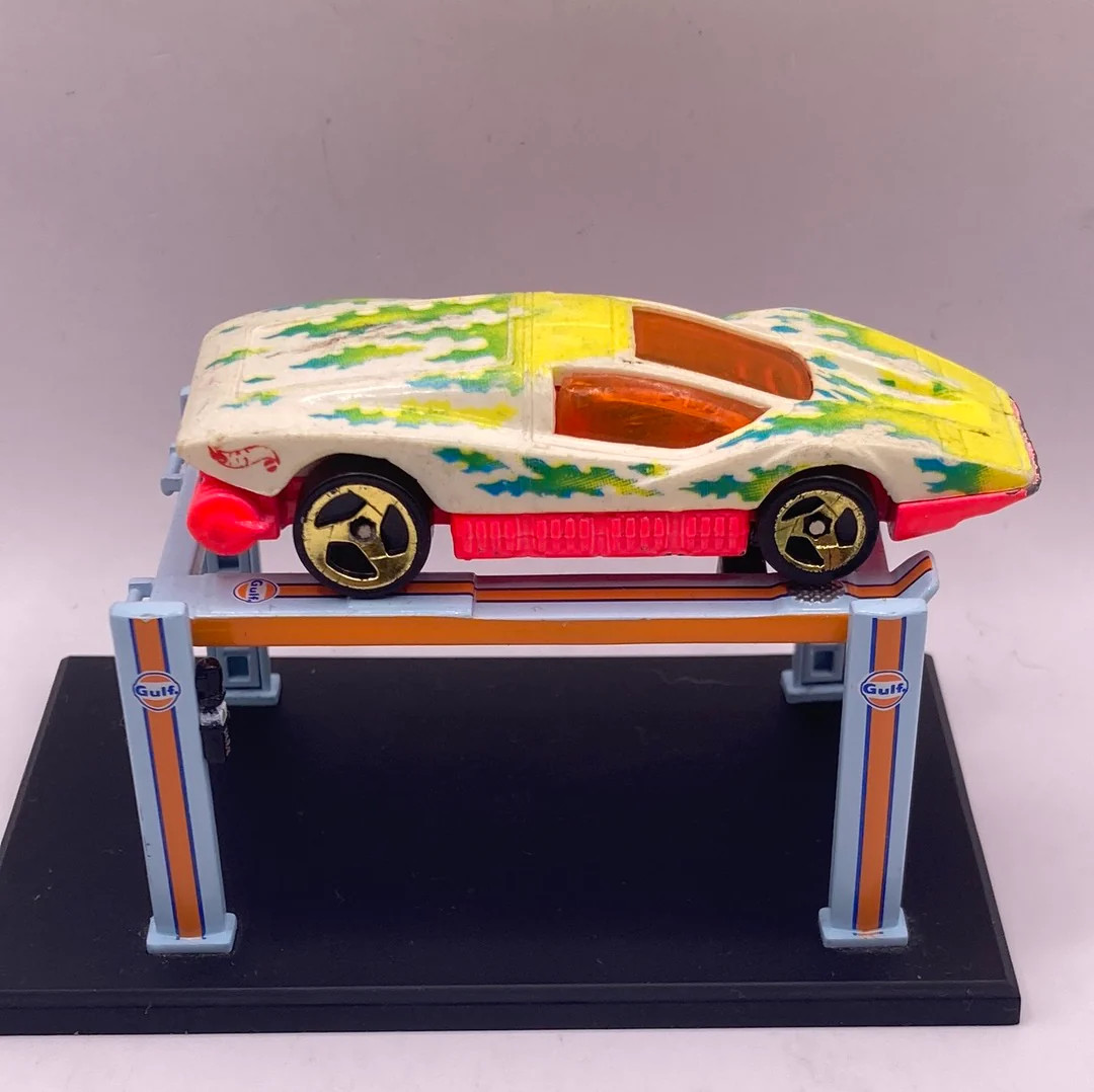 Hot Wheels Silver Bullet Diecast - Gem