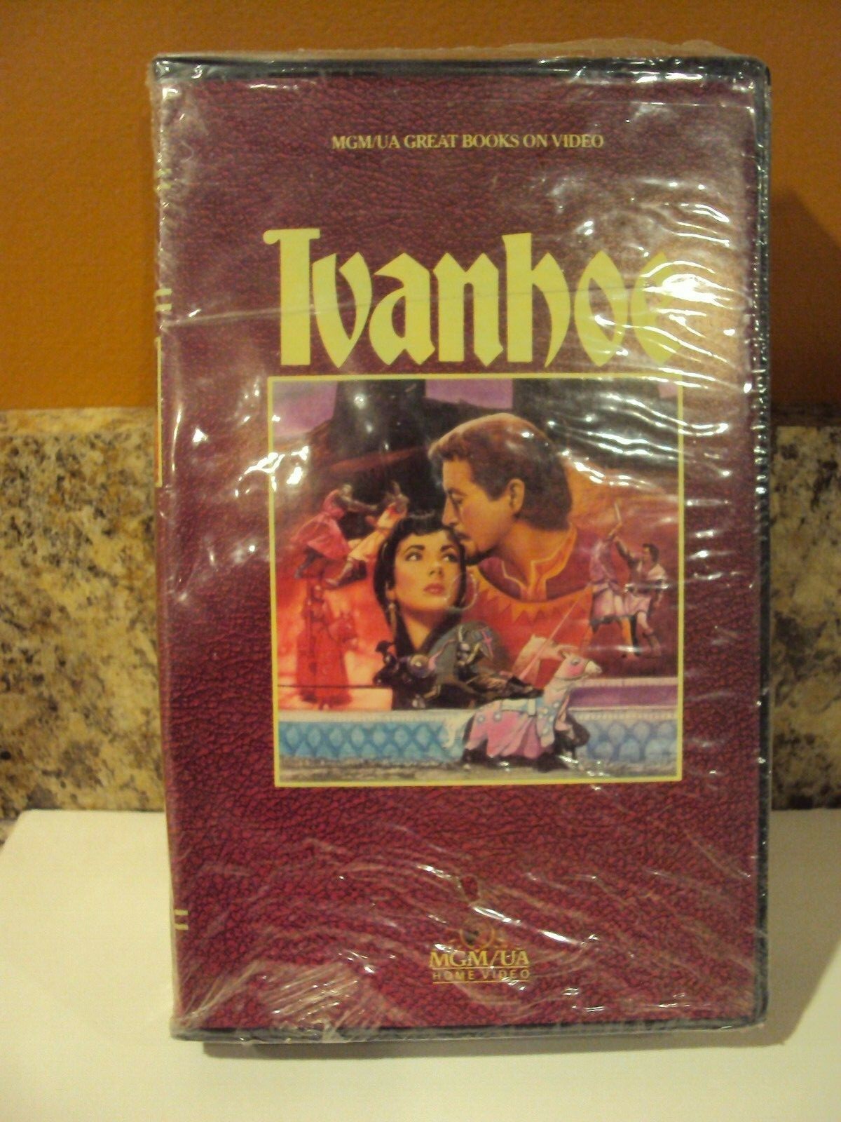 Ivanhoe VHS Elizabeth Taylor Robert Taylor Joan Fontaine MGM Sealed Classic 1952 | eBay