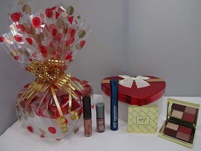 No7 Make Up Beauty Collection Gift Hamper | eBay UK