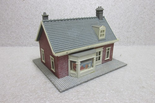 HO SCALE COUNTRY GROCERIE STORE w/ DISPLAY WINDOW | eBay
