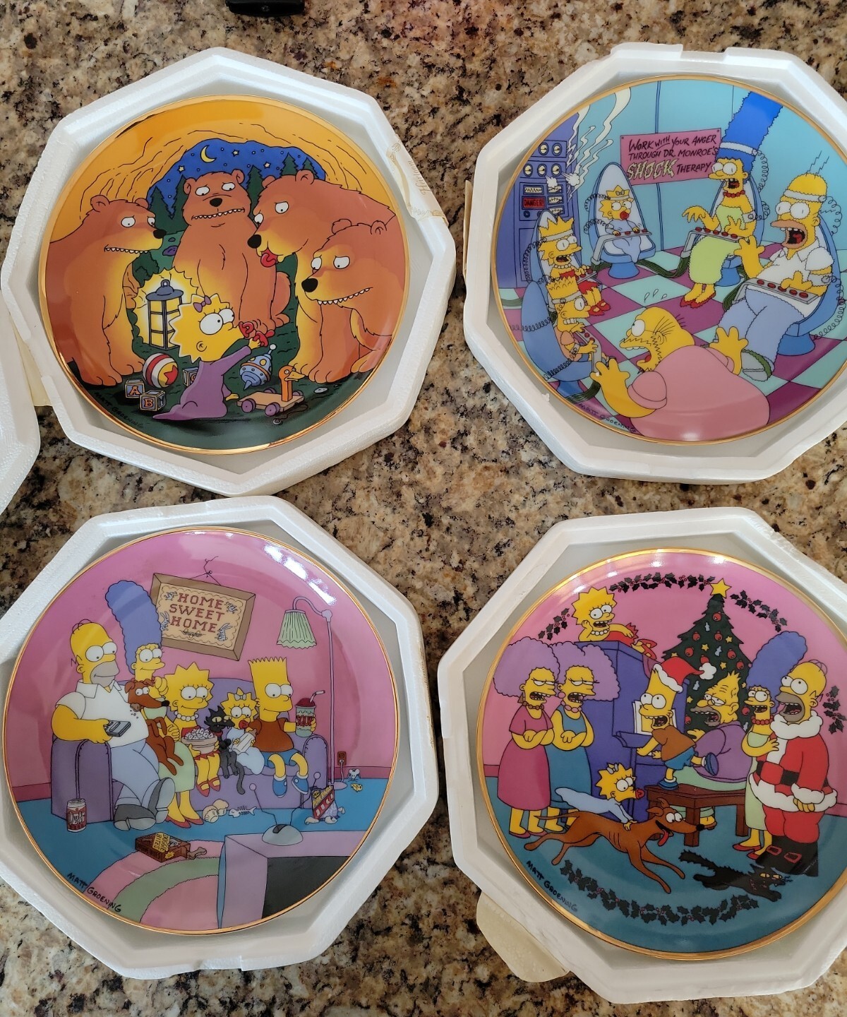 The Simpsons Set of 4 Collector Plates A Family For the '90's by Matt ...