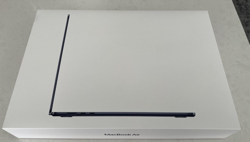 NEW Apple MacBook Air 15-inch Laptop Apple M4 chip Built for Apple ...