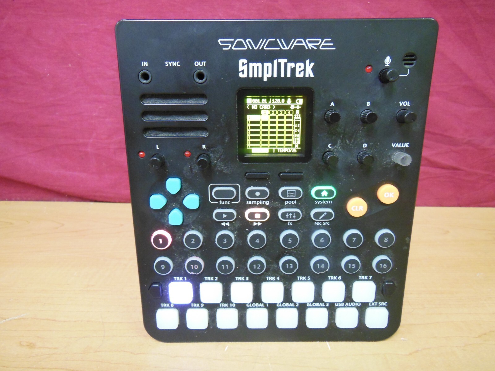 Sonicware SMPLTREK Portable Production Sampler Full Color LED Pad X15 JP | eBay