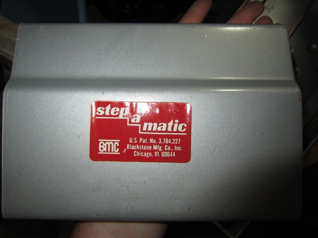 BMC FORD PICKUP TRUCK VANS AUTOMATIC GLIDE OUT STEP NOS WG-173 Step-O ...