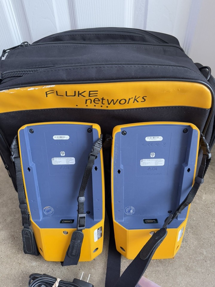 FLUKE NETWORKS VERSIV MAINFRAME & REMOTE W/ BAG & ACCESSORIES (FREE ...