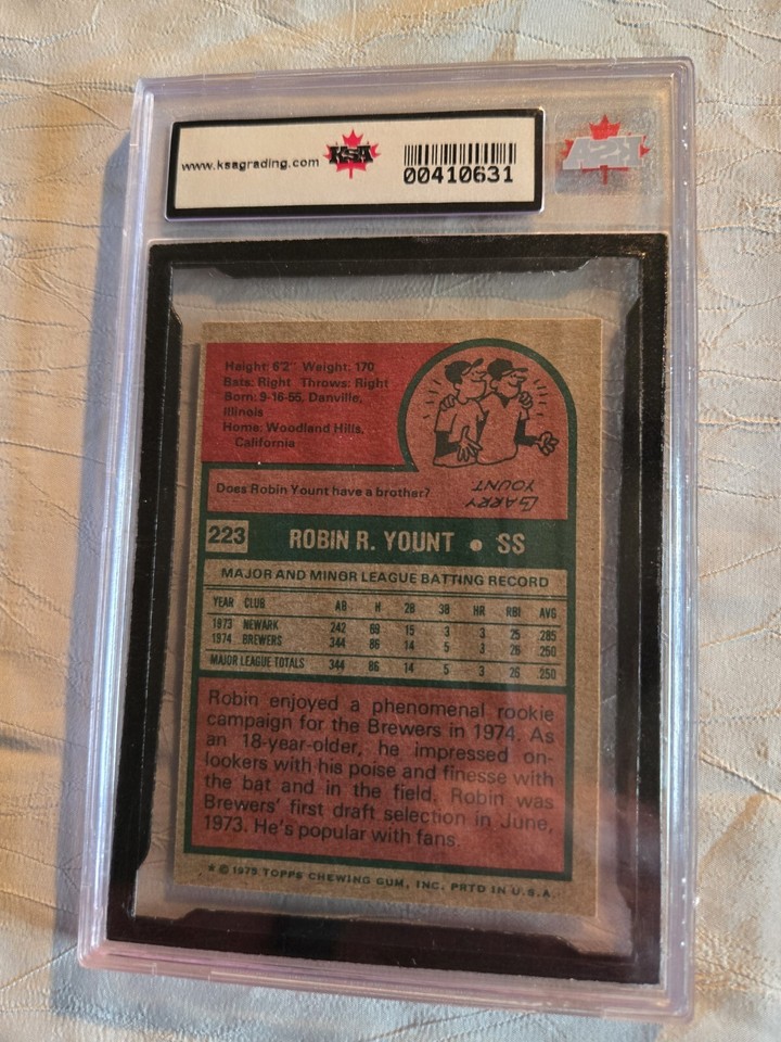 (2) 1975 TOPPS MINI NO. 223 ROBIN YOUNT ROOKIE CARDS (1) KSA 10 (1) KSA ...