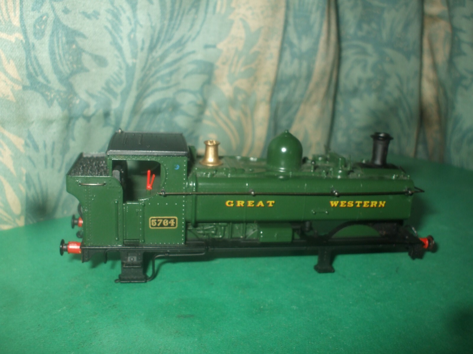 MAINLINE GWR 57XX PANNIER TANK GREEN LOCO BODY ONLY - No.1 | eBay UK