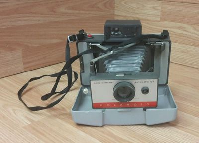 Vintage Polaroid Automatic 104 Land Camera in Case With Neck Strap | eBay