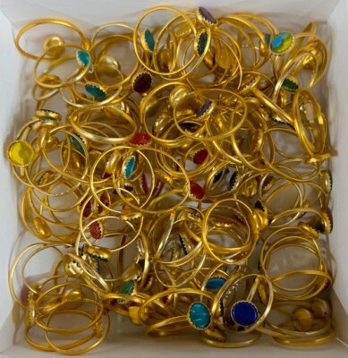 Vending Machine Rings Toys for Children 1960's Vintage Set of 140 NOS ...