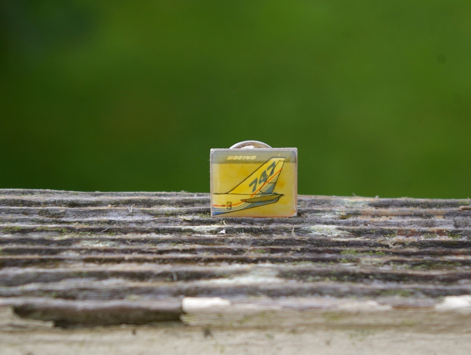 Boeing 747 Airplane Tail Aircraft Silver Tone Metal & Enamel Lapel Pin ...