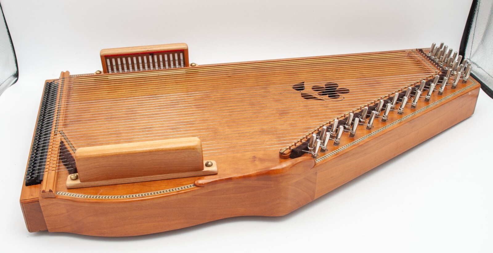 Rare - Mary Lou / George Orthey #610 Newport, PA - 15 Chord Autoharp ...