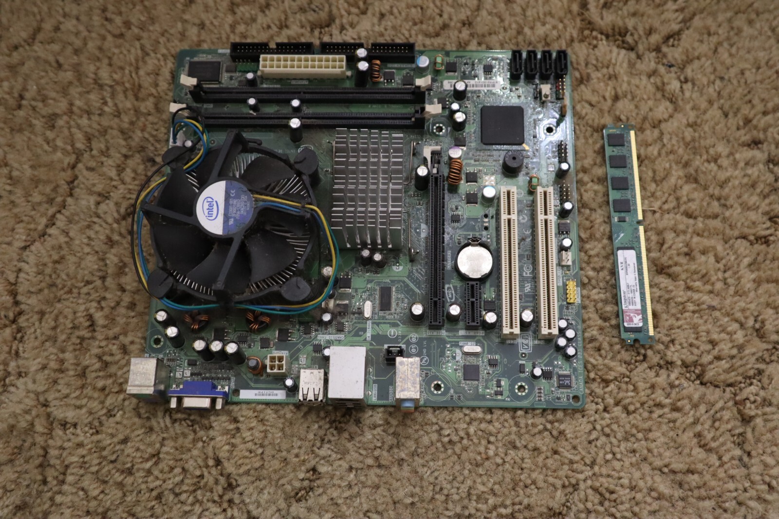 Intel DG31PR Intel Pentium d97573-205, 305, 308 Motherboard +Ram +I/O ...