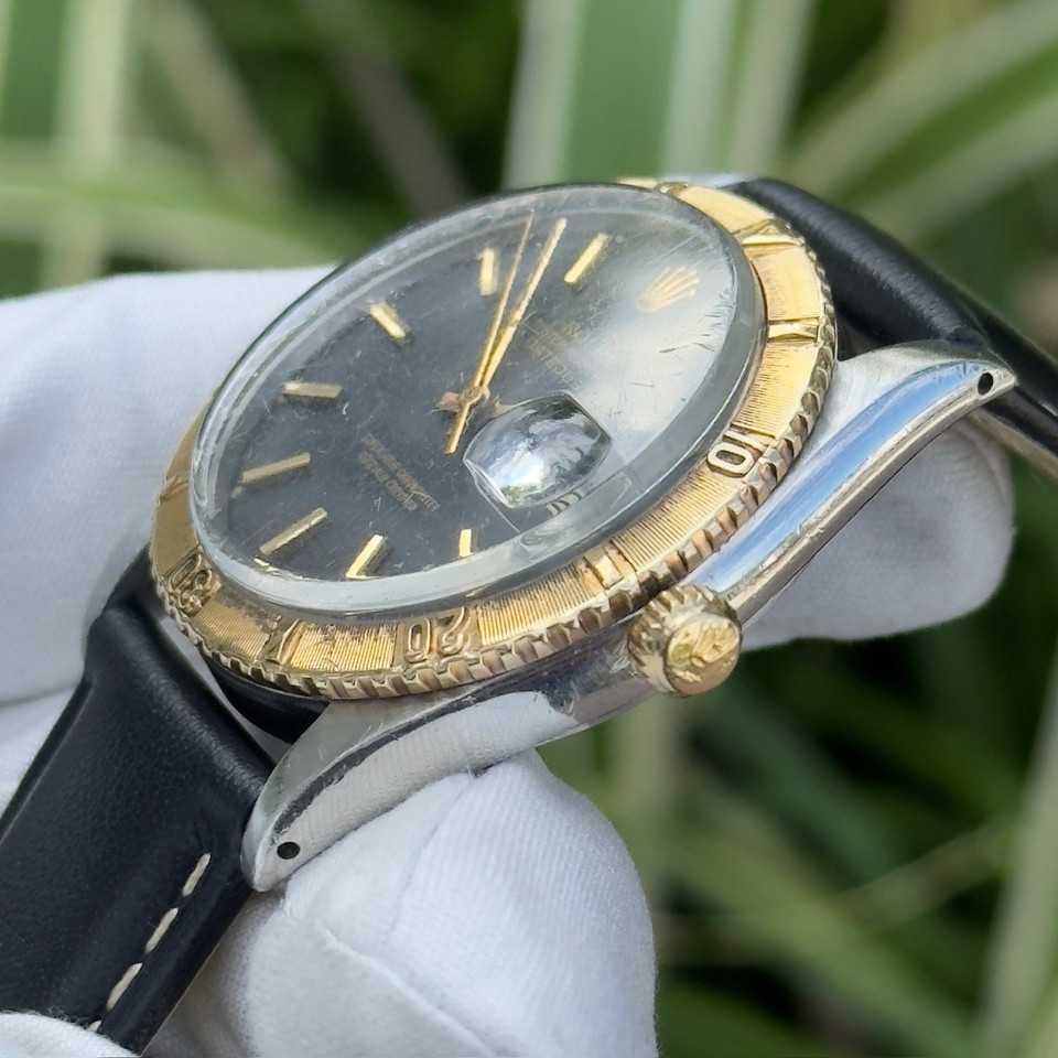 Rolex Turn-O-Graph Ref. 1625 • 36MM • Black Dial Rotating Bezel ...