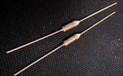 4 pcs Microtemp G4A01240C Thermal Cutoff Fuse - 10A - 250 VAC - 240c ...